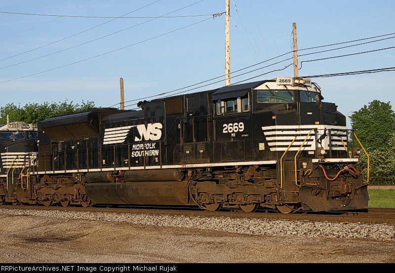 NS 2669